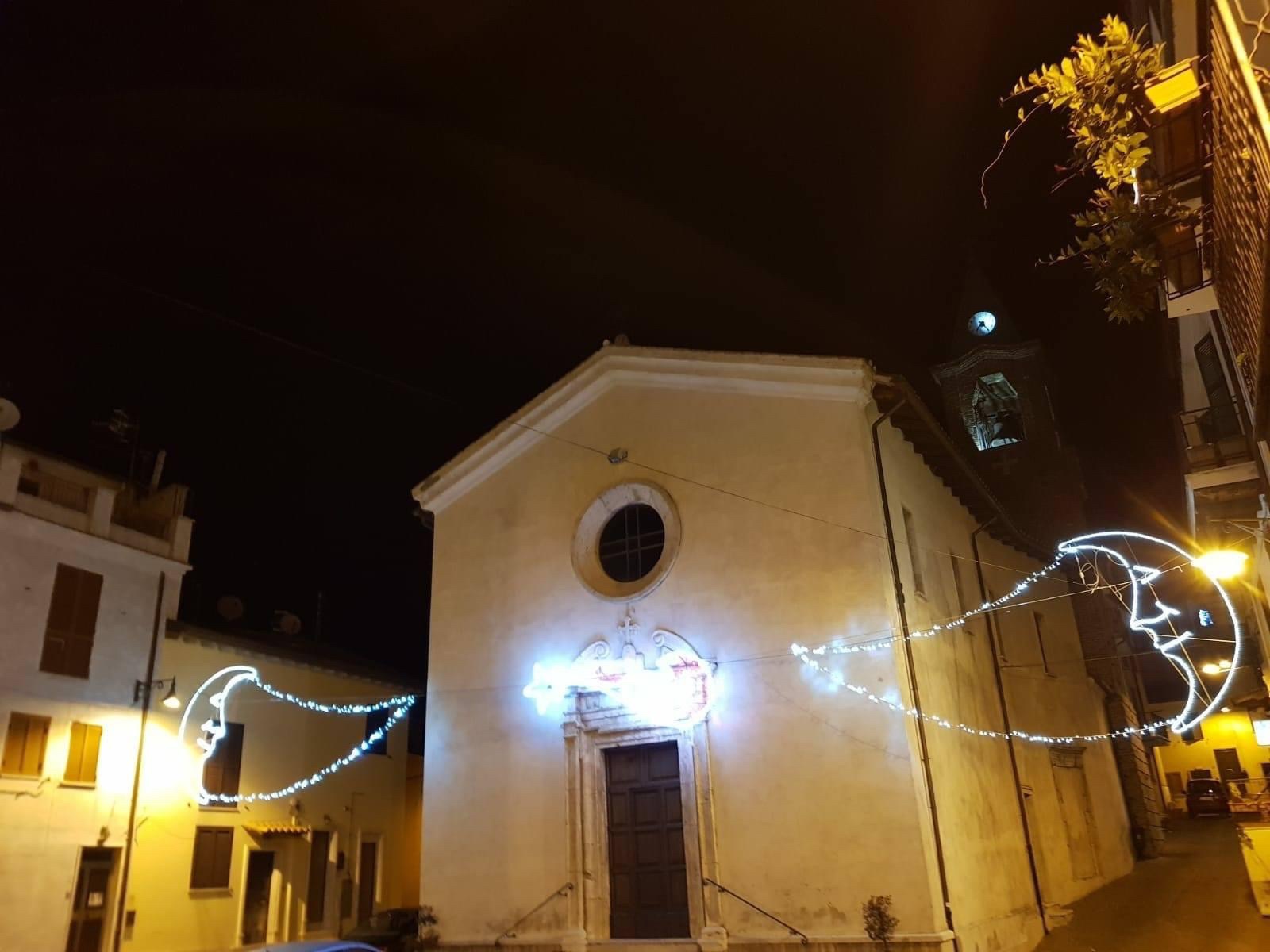 Monteflavio - Le vie del Comune si illuminano per il Natale - Tiburno Tv