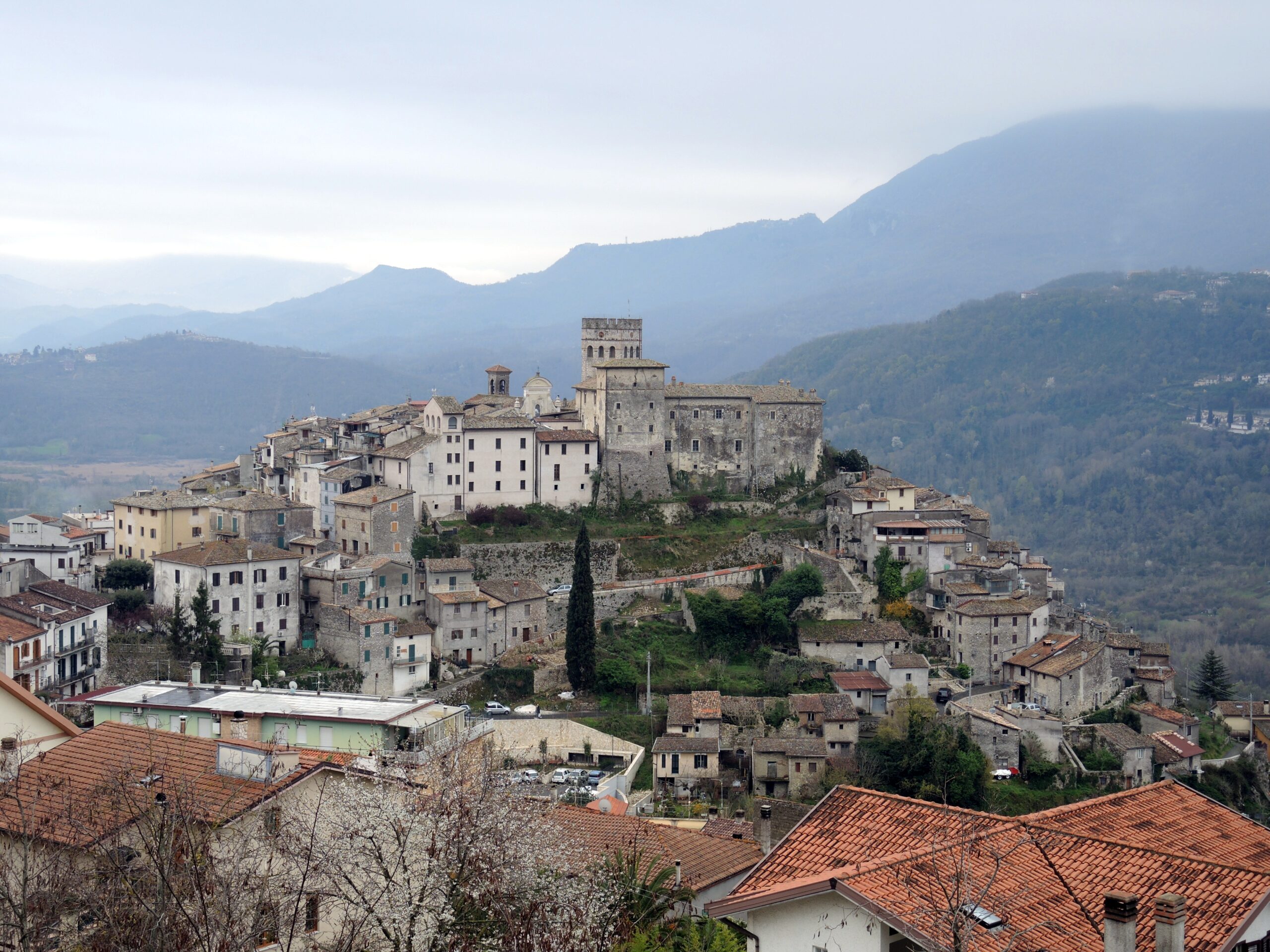 Valle dell'Aniene, Roviano - "Tutto il mondo in paese" - Tiburno Tv