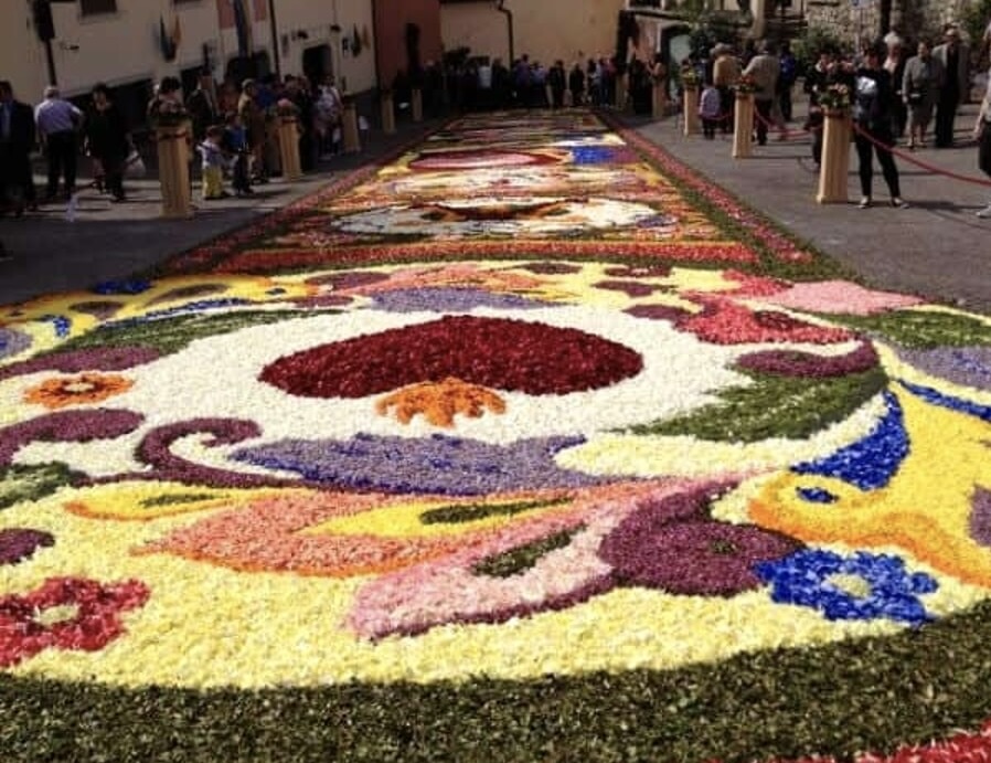 GERANO – Torna l'Infiorata più antica d'Italia. E' la 294° edizione ...