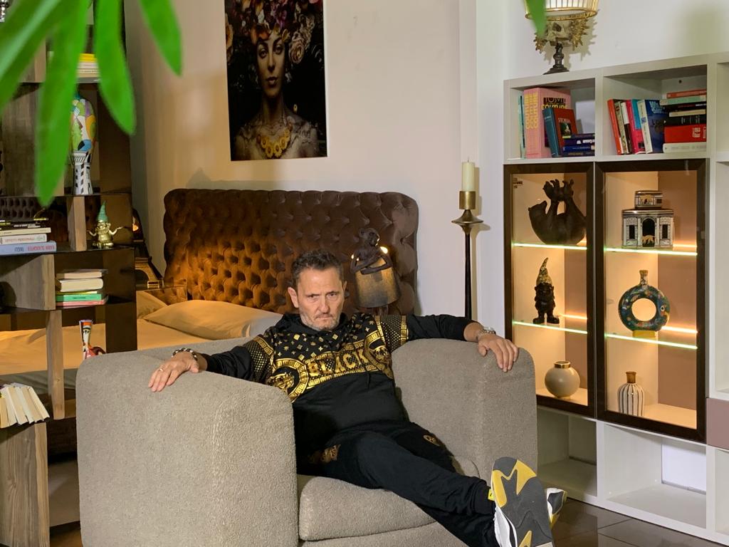 MONTEROTONDO - Ciak si gira, allo Scalo c’è “La lunga notte” con Enzo Salvi - Tiburno Tv