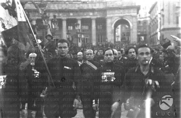 Fascismo, 100 anni fa il raduno delle camicie nere a Napoli - Tiburno Tv