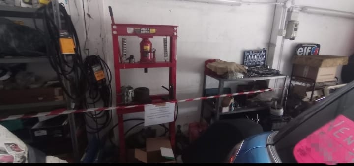 MONTEROTONDO - Officina abusiva nel garage di casa, 30 mila euro di multa al meccanico - Tiburno Tv
