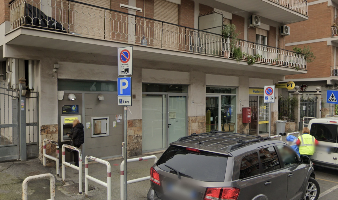 MENTANA - Poste, il bancomat è tornato in funzione - Tiburno Tv