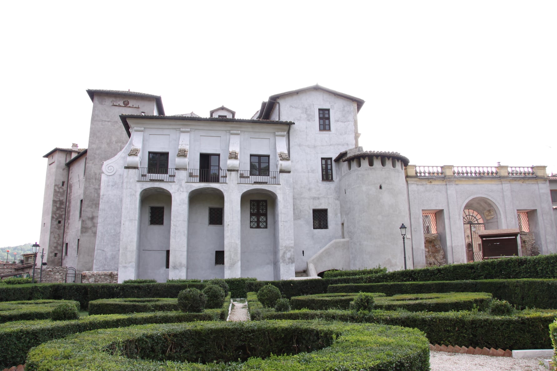 SAMBUCI - Castello Theodoli riconosciuto come dimora storica dalla ...